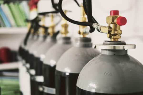 A Guide to Refill A CO2 Tank with an Air Compressor - AirCompressorHelp