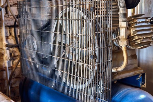 How to Remove a Flywheel From an Air Compressor Pump? - AirCompressorHelp